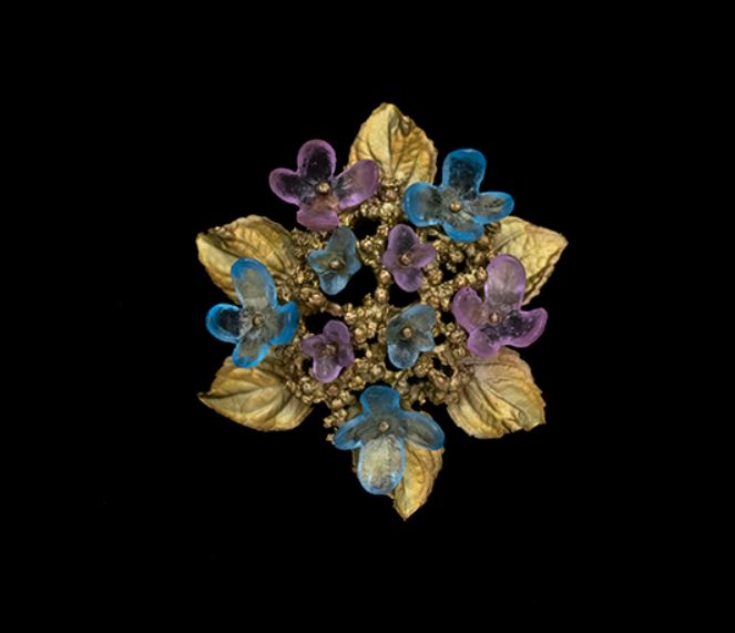 Spring Cape Brooch | Silver Seasons | MyAmericanCrafts – My American Crafts